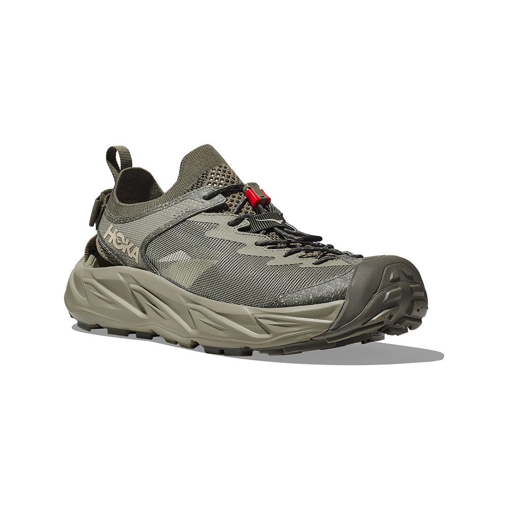 HOKA ONE ONE 登山健行野跑鞋。三峽就有，不用到台北